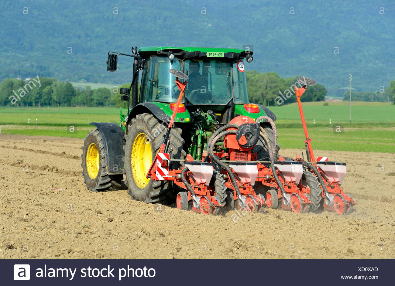 Acker Mit Traktor High Resolution Stock Photography and Images - Alamy