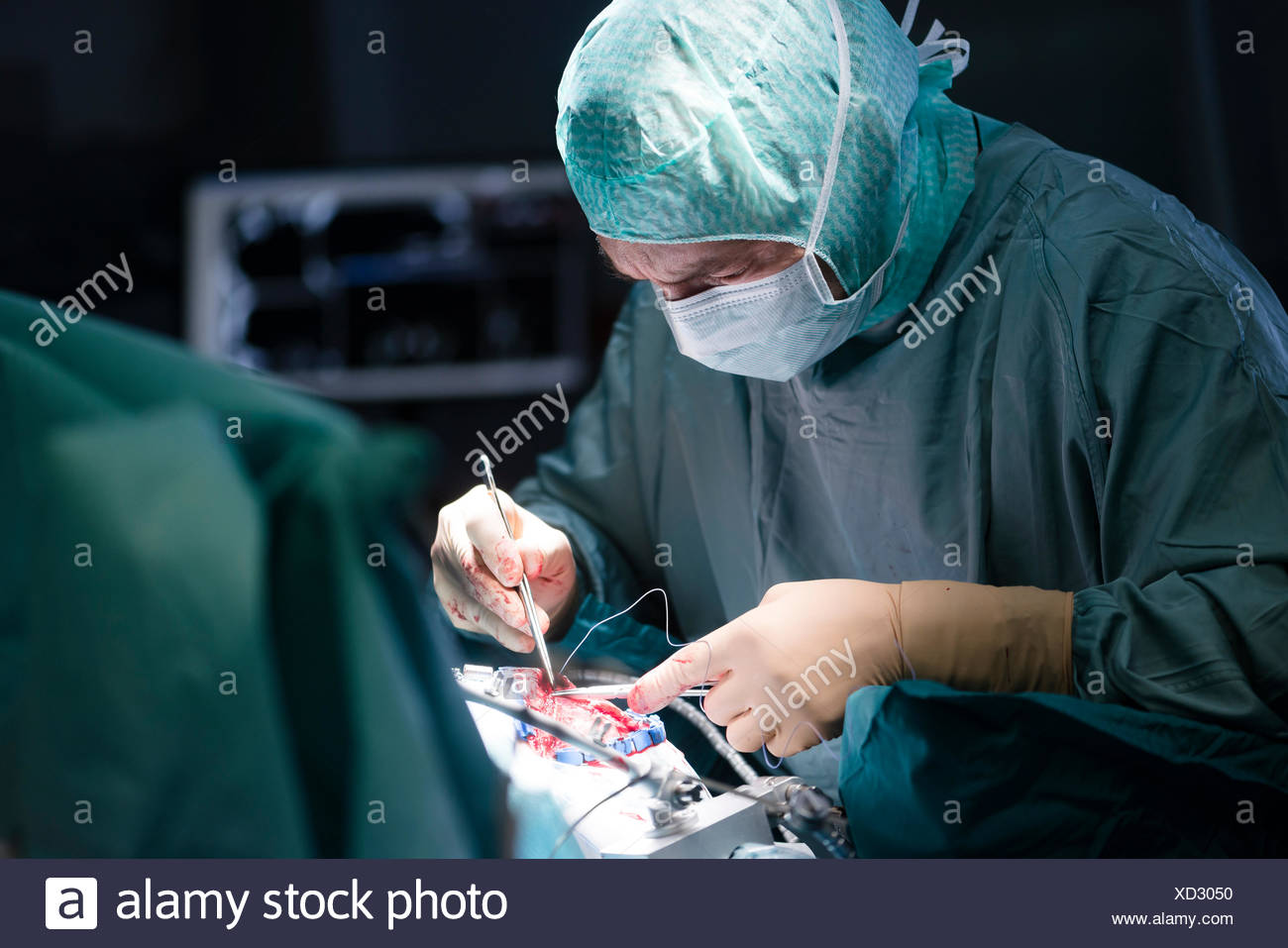 Neurosurgeon High Resolution Stock Photography and Images - Alamy