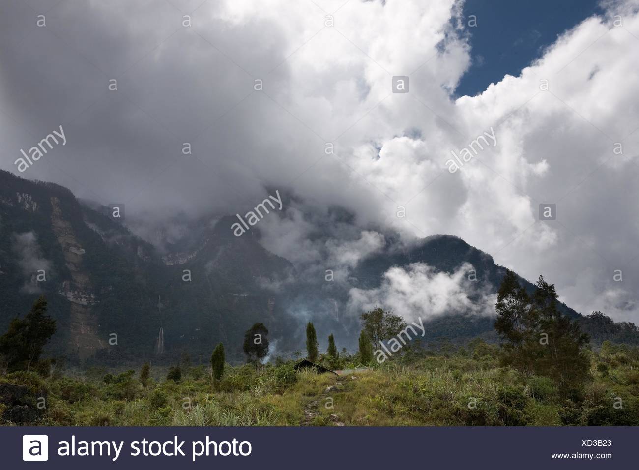Irian Jaya Mountains High Resolution Stock Photography and Images - Alamy