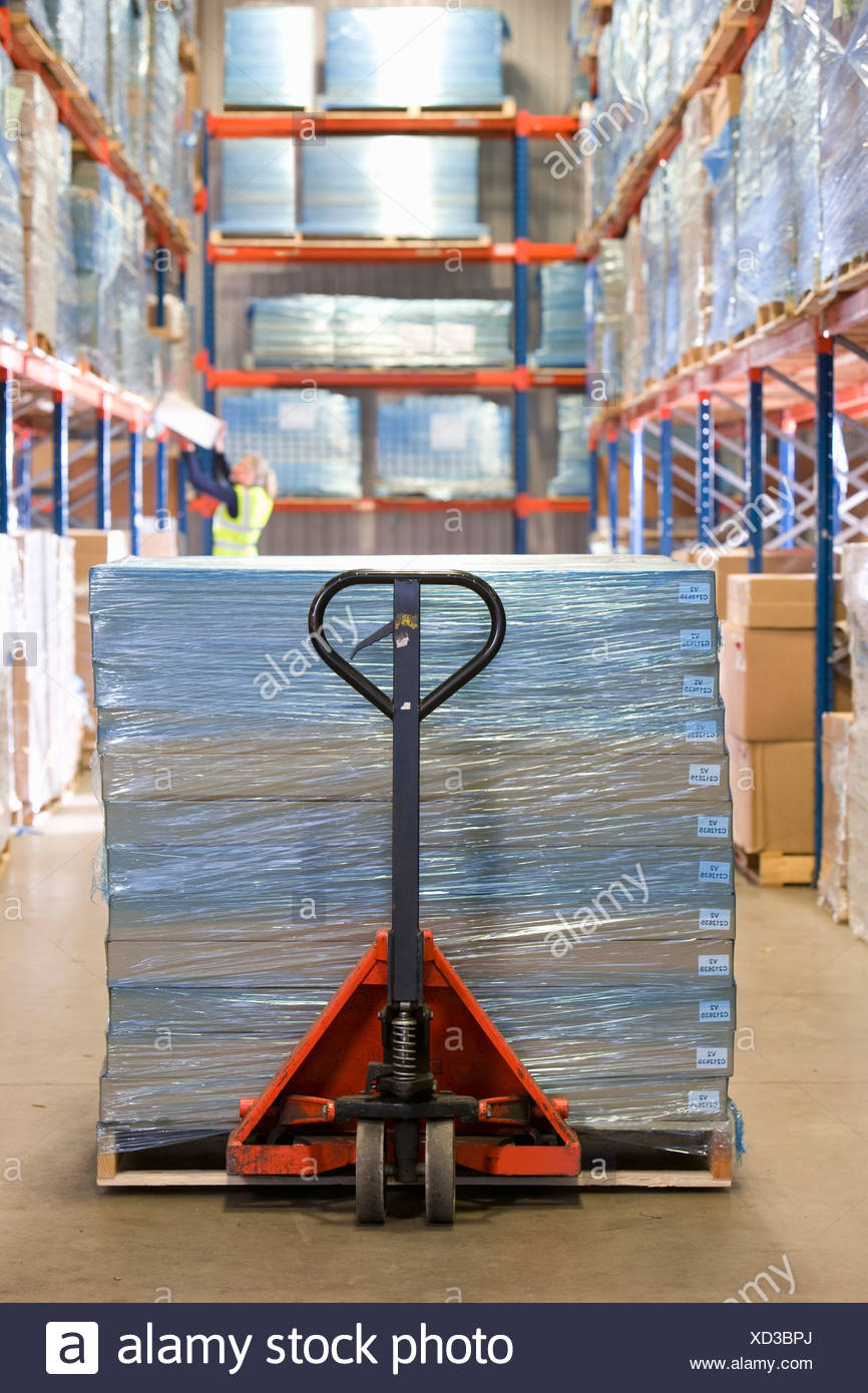 Pallet Wrapped Stock Photos & Pallet Wrapped Stock Images - Alamy