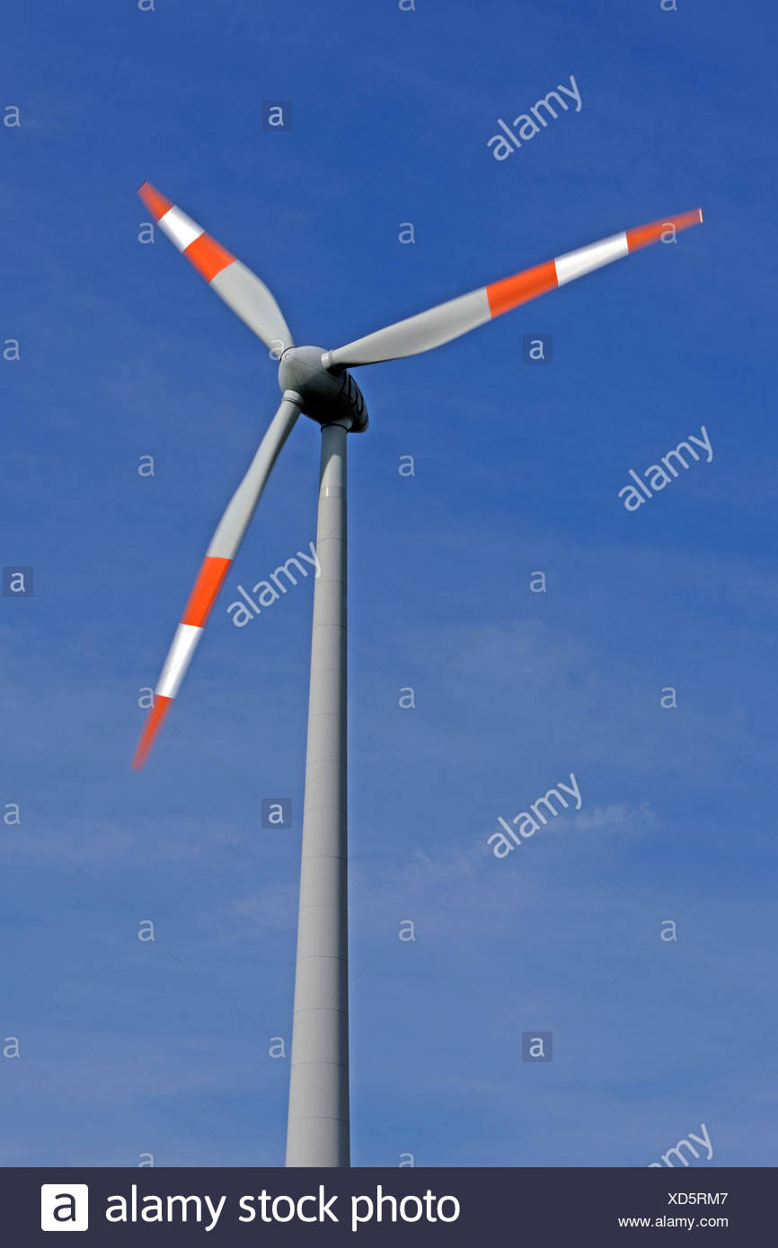 Rotating Wind Turbine High Resolution Stock Photography and Images - Alamy