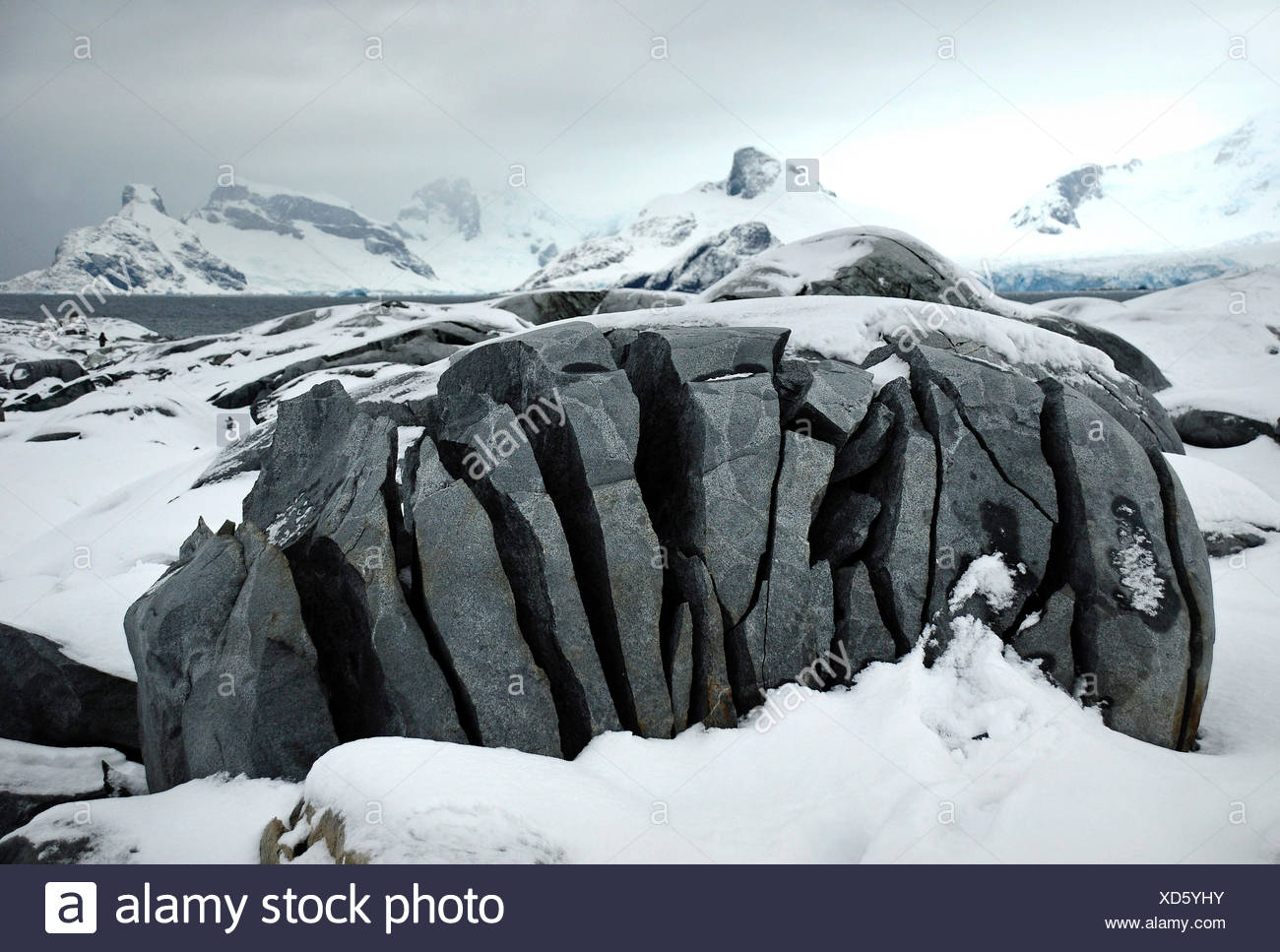Freeze Thaw Rock Stock Photos & Freeze Thaw Rock Stock Images - Alamy