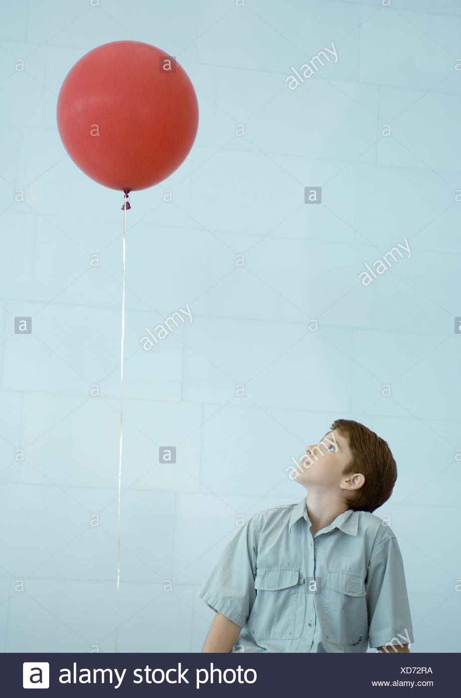 Red Balloon Floating Away Stock Photos & Red Balloon Floating Away Stock Images - Alamy