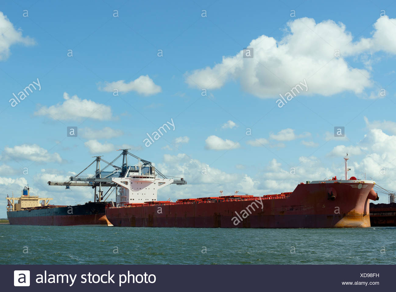 Coal Ship Stock Photos & Coal Ship Stock Images - Alamy