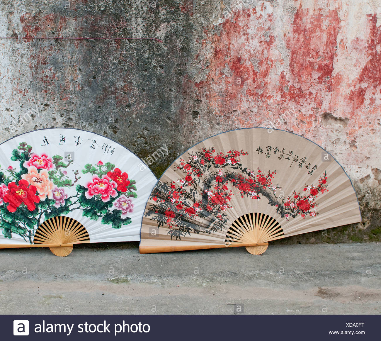 Chinese Traditional Fan High Resolution Stock Photography and Images ...