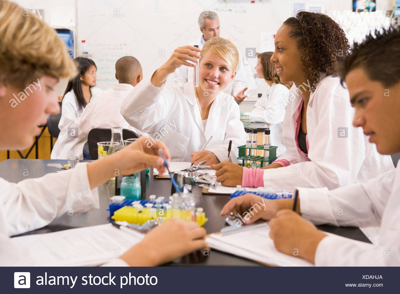 High School Chemistry Lab Stock Photos & High School Chemistry Lab ...