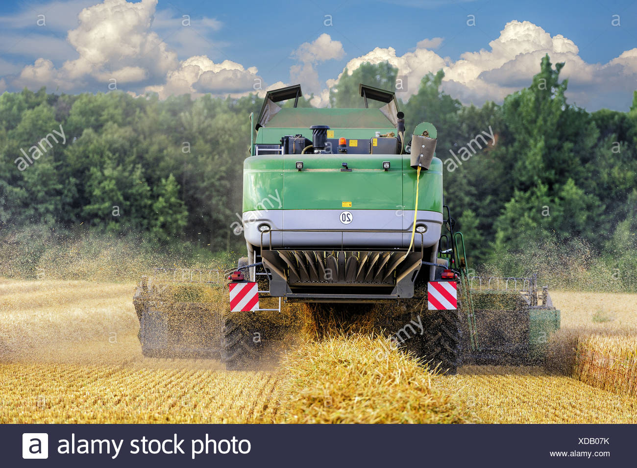 Corn Combine High Resolution Stock Photography and Images - Alamy