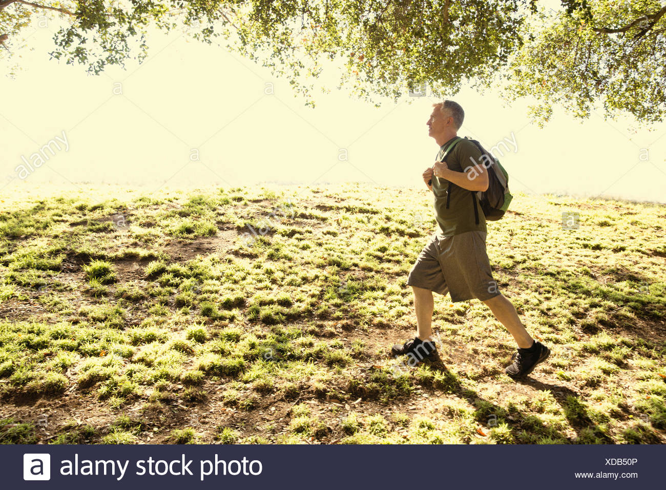 Men Walking Away Stock Photos & Men Walking Away Stock Images - Alamy