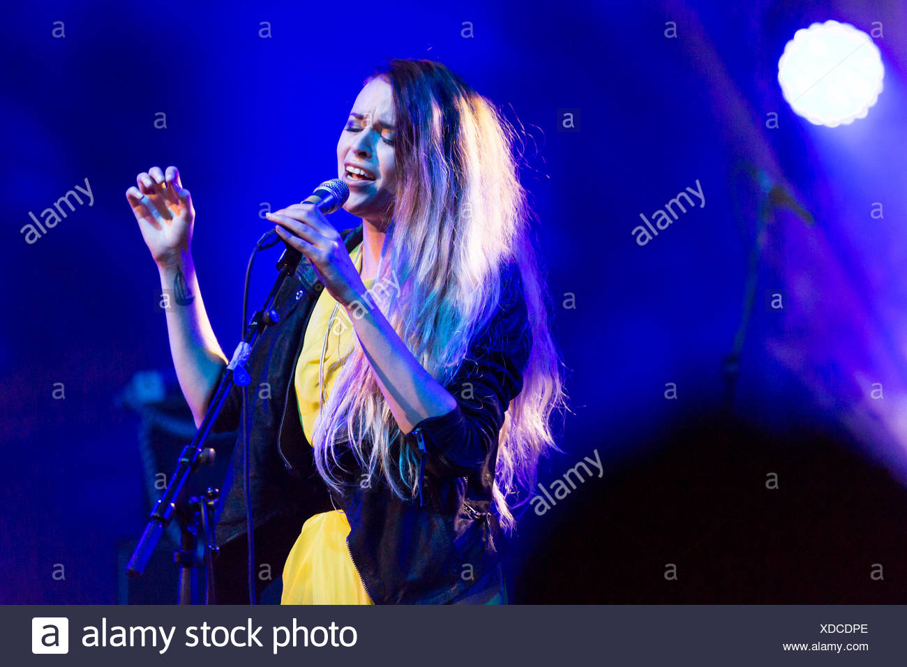 British Folk Pop Singer Kyla La Stock Photos & British Folk Pop Singer ...