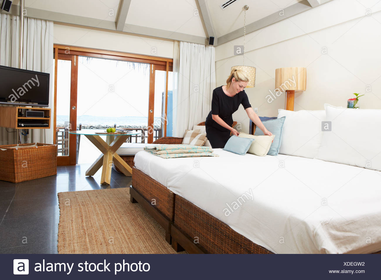 Hotel Maid Guest High Resolution Stock Photography and Images - Alamy