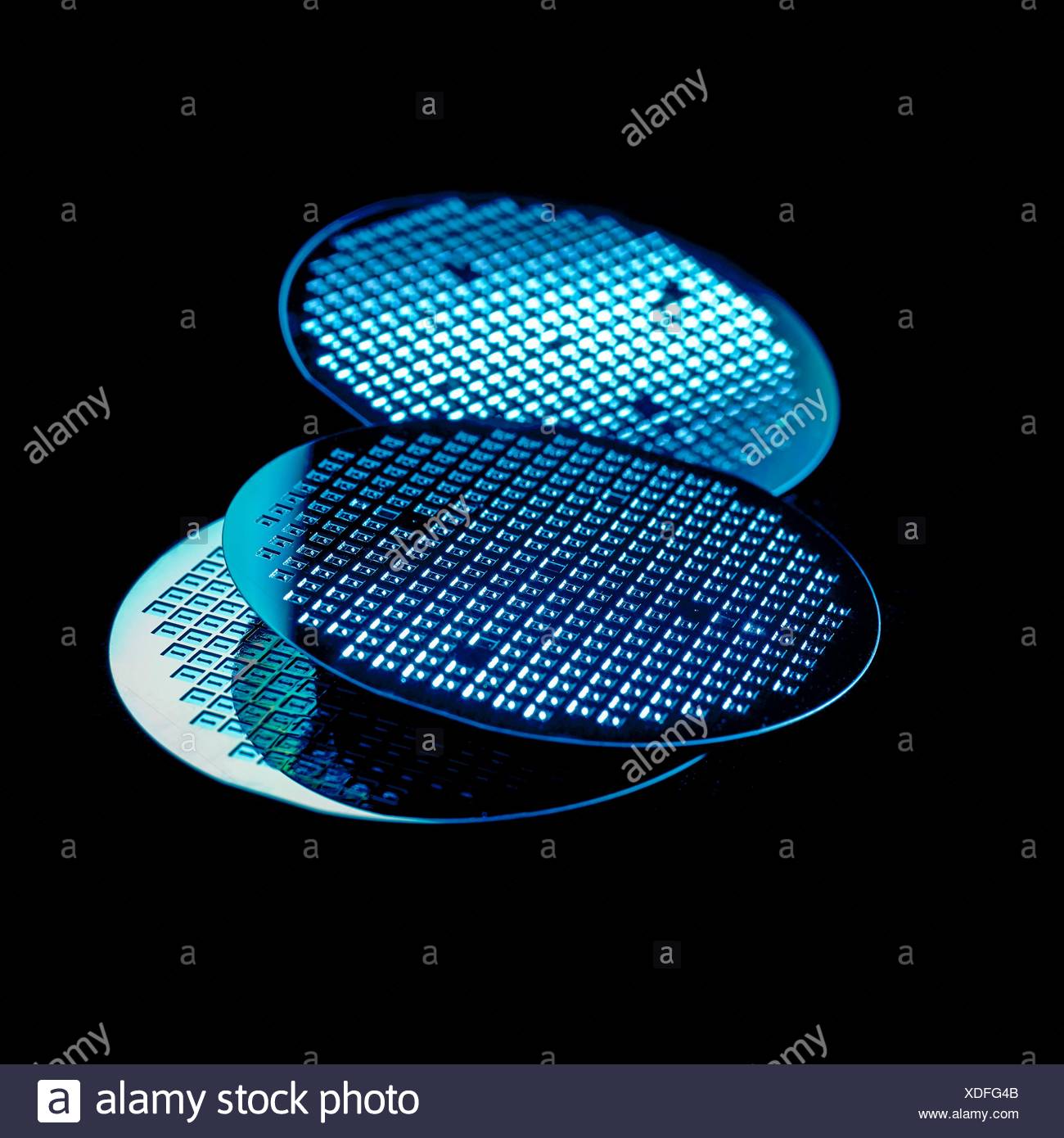 Silicon Wafer Stock Photos & Silicon Wafer Stock Images - Alamy