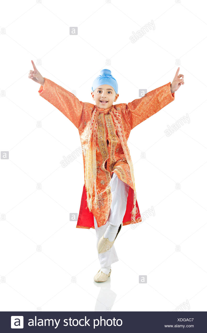 Indian Kids Dancing High Resolution Stock Photography and Images - Alamy
