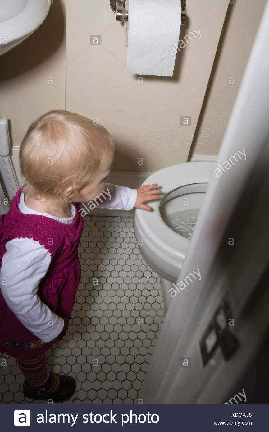 Girls Toilet High Resolution Stock Photography and Images - Alamy