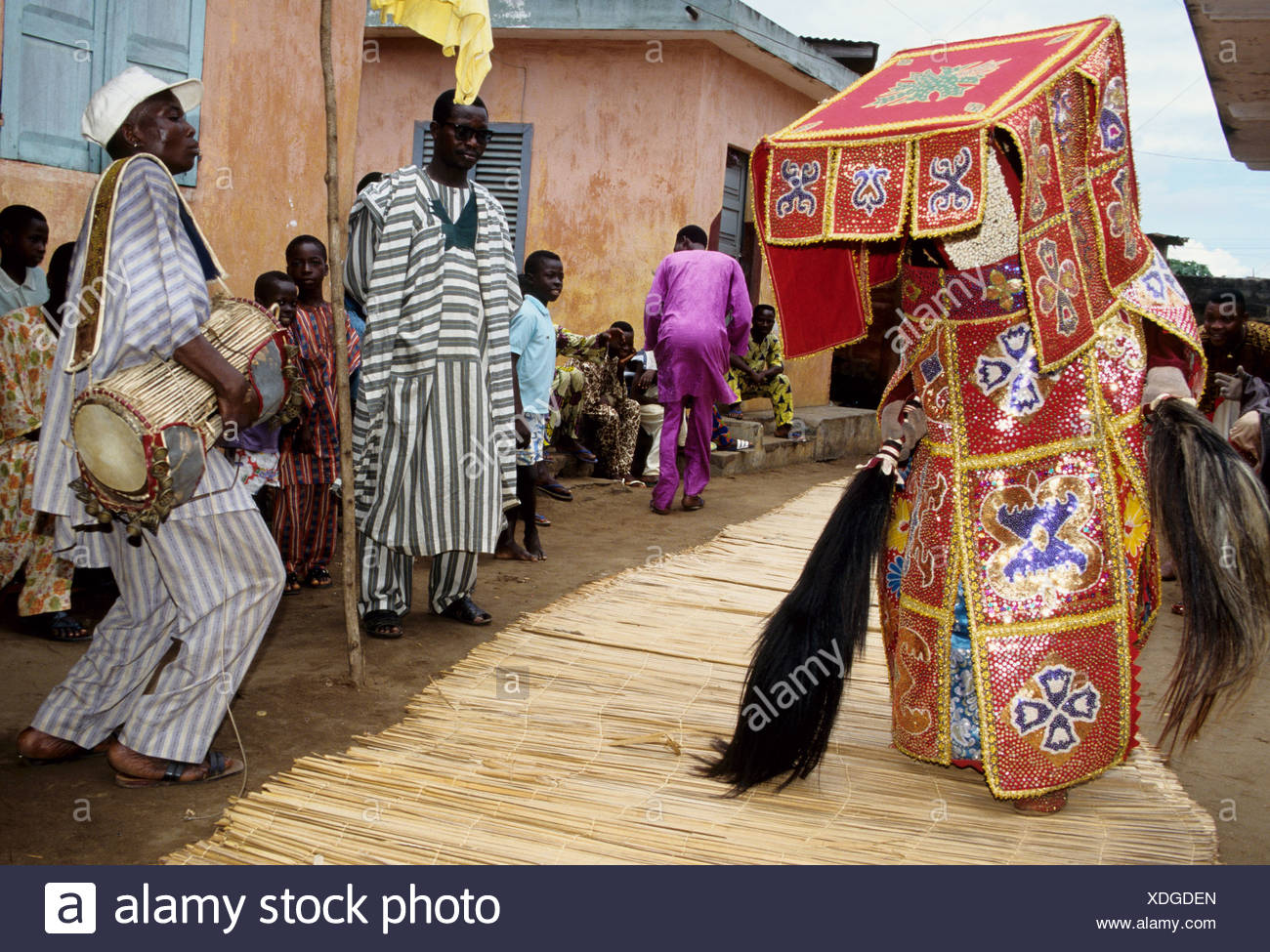 Egungun Stock Photos & Egungun Stock Images - Alamy