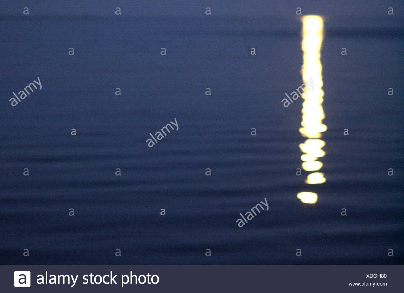 Moonlight On Water Stock Photos & Moonlight On Water Stock Images - Alamy