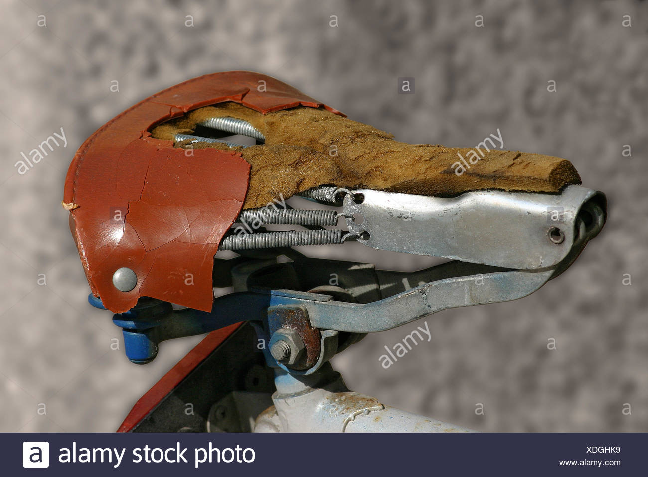 Old Cycle Saddles High Resolution Stock Photography and Images - Alamy