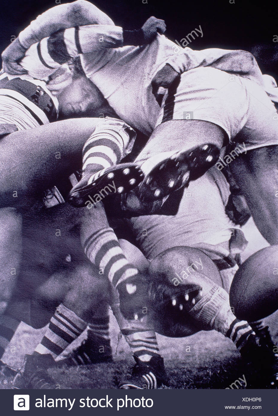 Rugby Players Tackling High Resolution Stock Photography and Images - Alamy