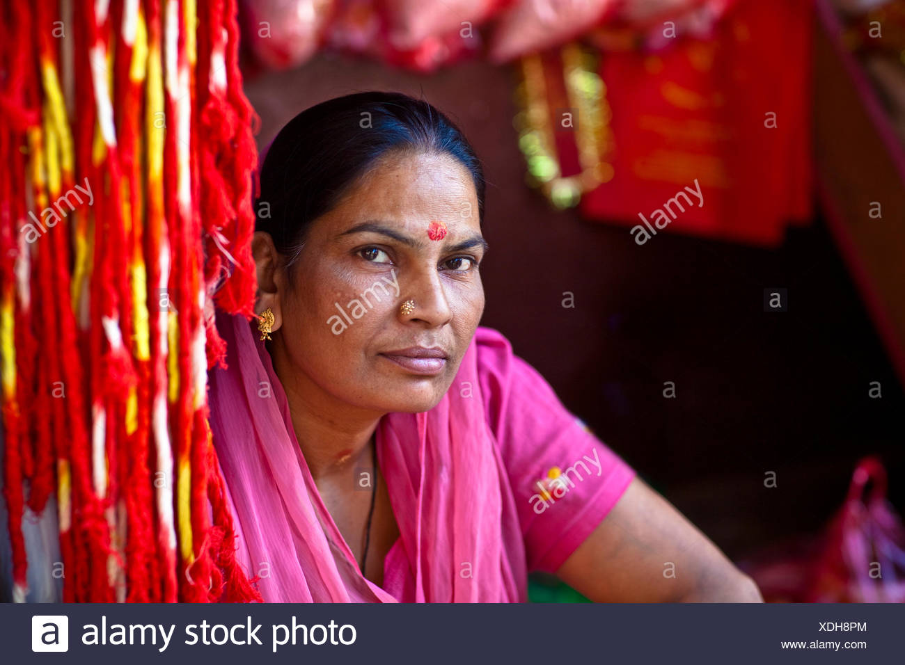 Red Dot Forehead Female India High Resolution Stock Photography and ...