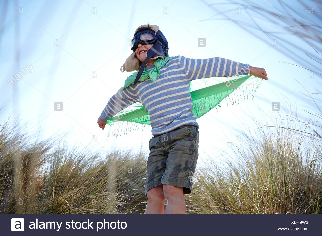 Pretending To Fly Stock Photos & Pretending To Fly Stock Images - Alamy