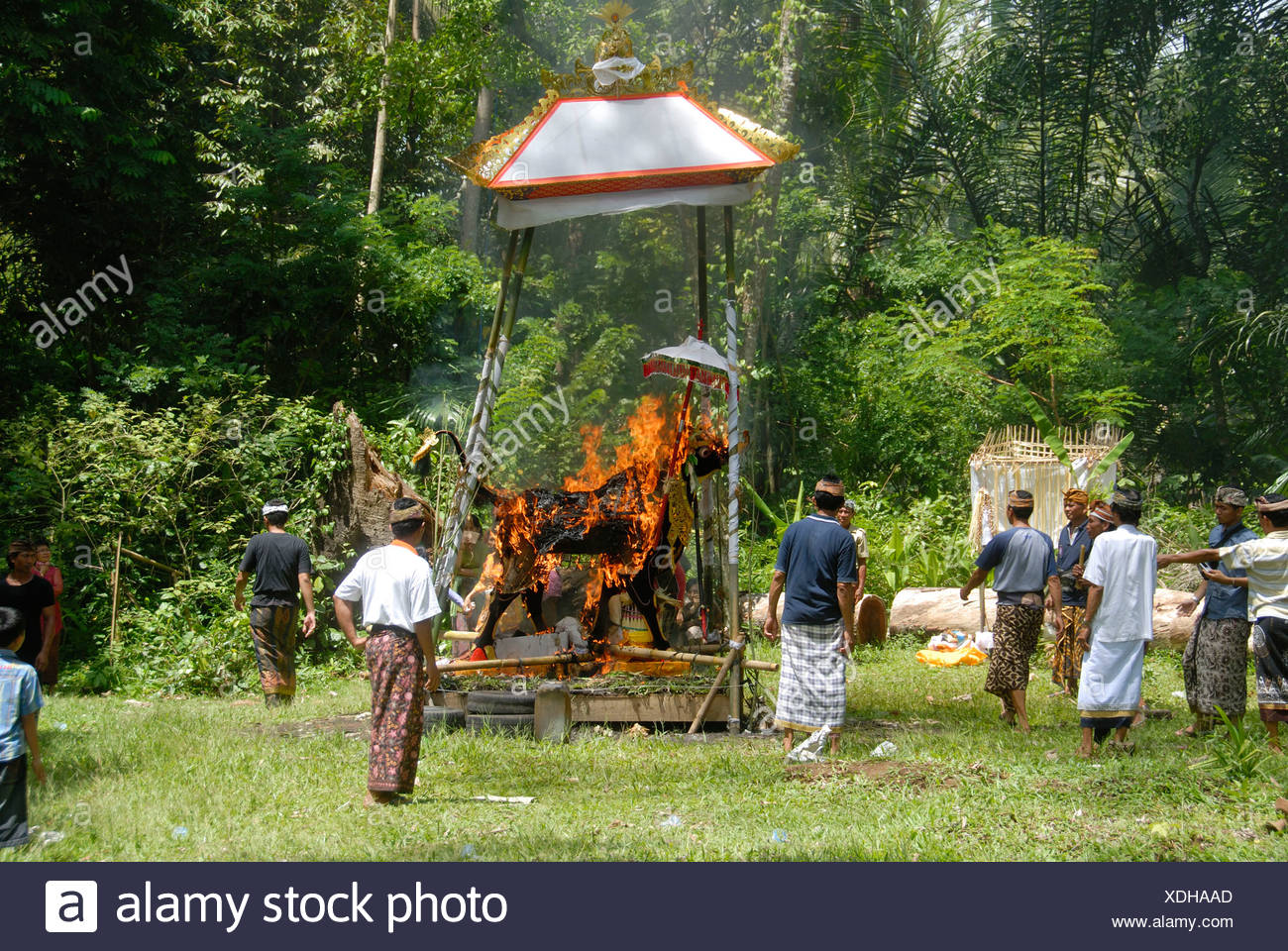 Bali Funeral Cremation High Resolution Stock Photography and Images - Alamy