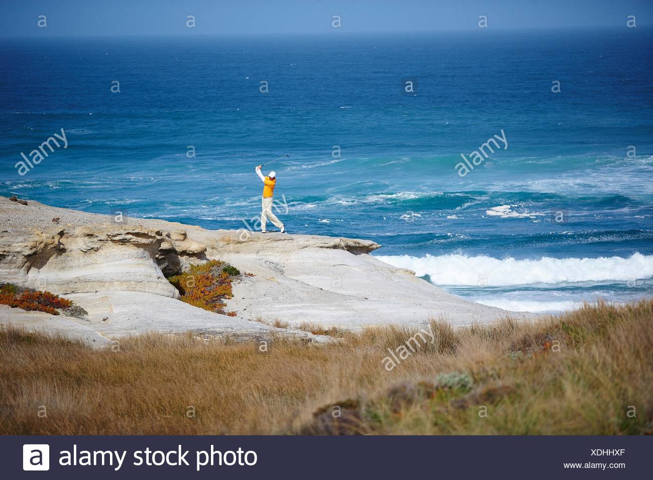 Cliff Overlooking Ocean High Resolution Stock Photography and Images ...
