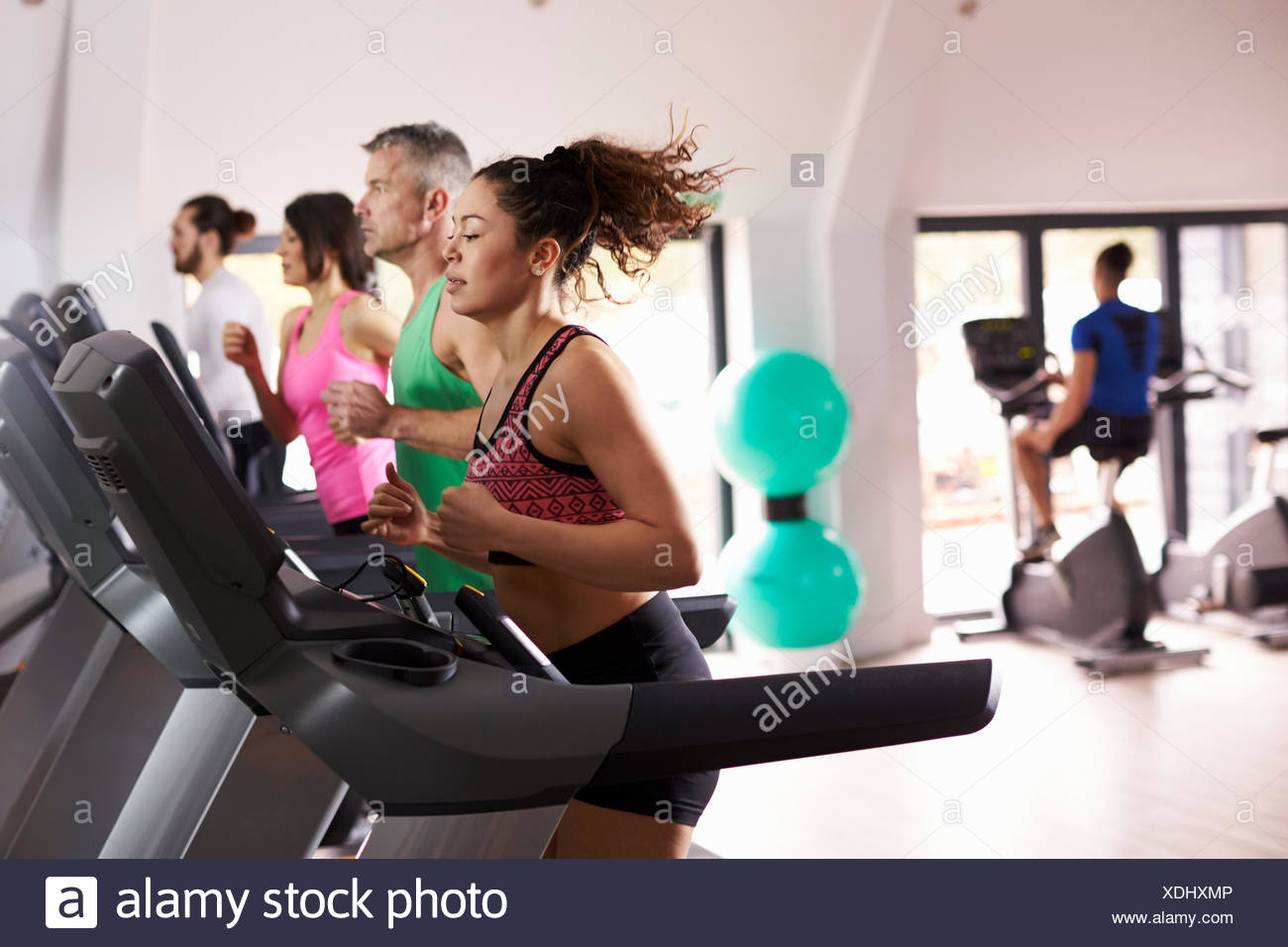Busy Gym High Resolution Stock Photography and Images - Alamy