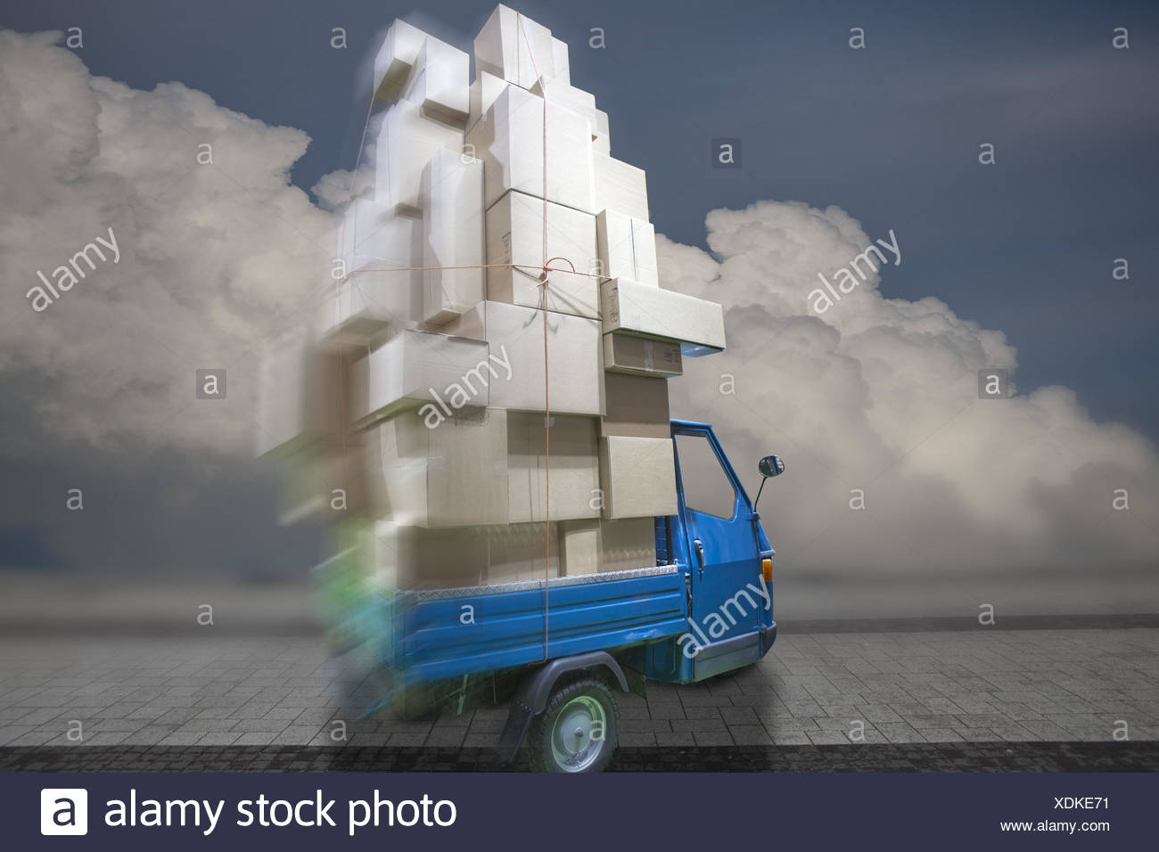 Delivery Tricycle High Resolution Stock Photography and Images - Alamy