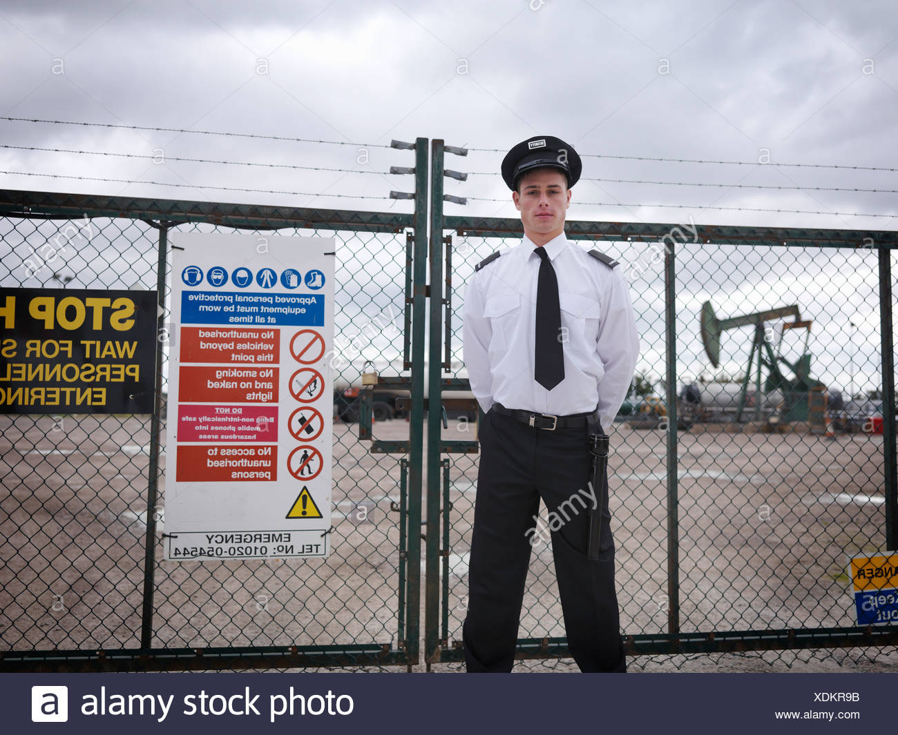 Secure Gate Stock Photos & Secure Gate Stock Images - Alamy