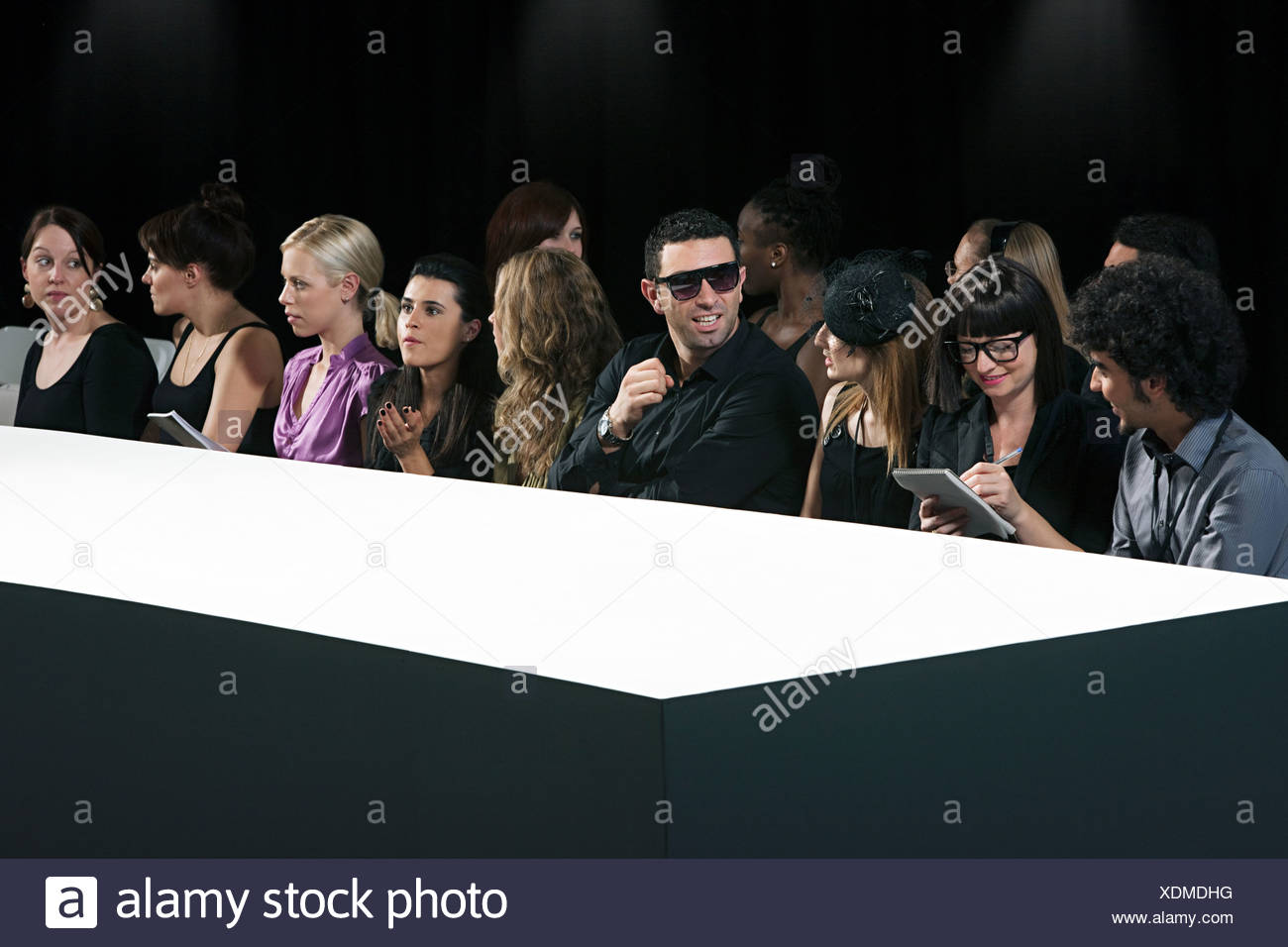 Catwalk Audience Stock Photos & Catwalk Audience Stock Images - Alamy