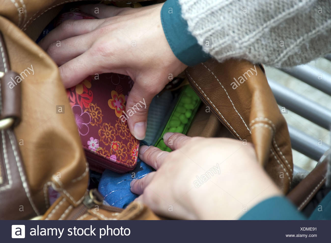 Adobergb High Resolution Stock Photography and Images - Alamy
