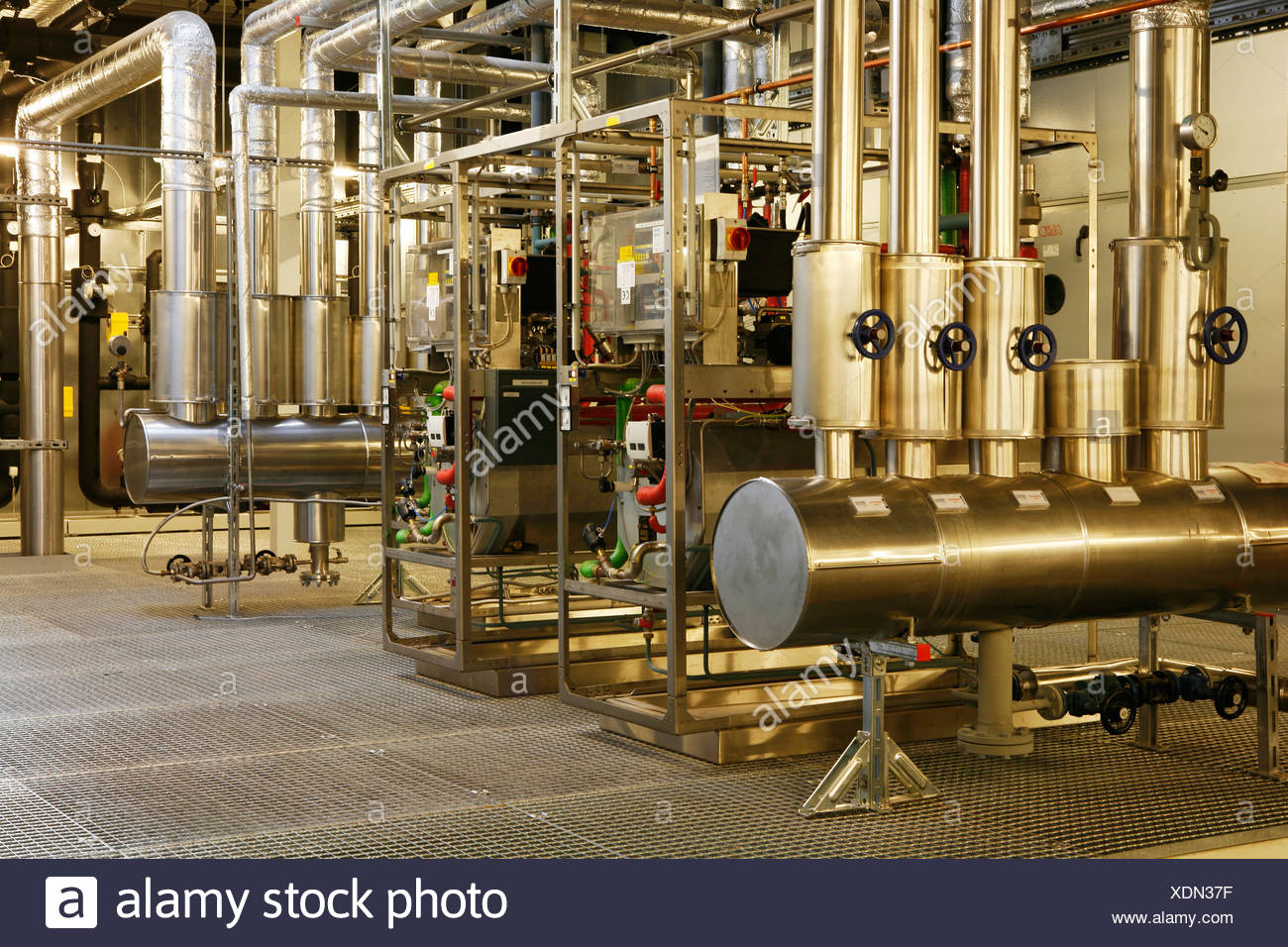 Industrial Heating System High Resolution Stock Photography and Images ...