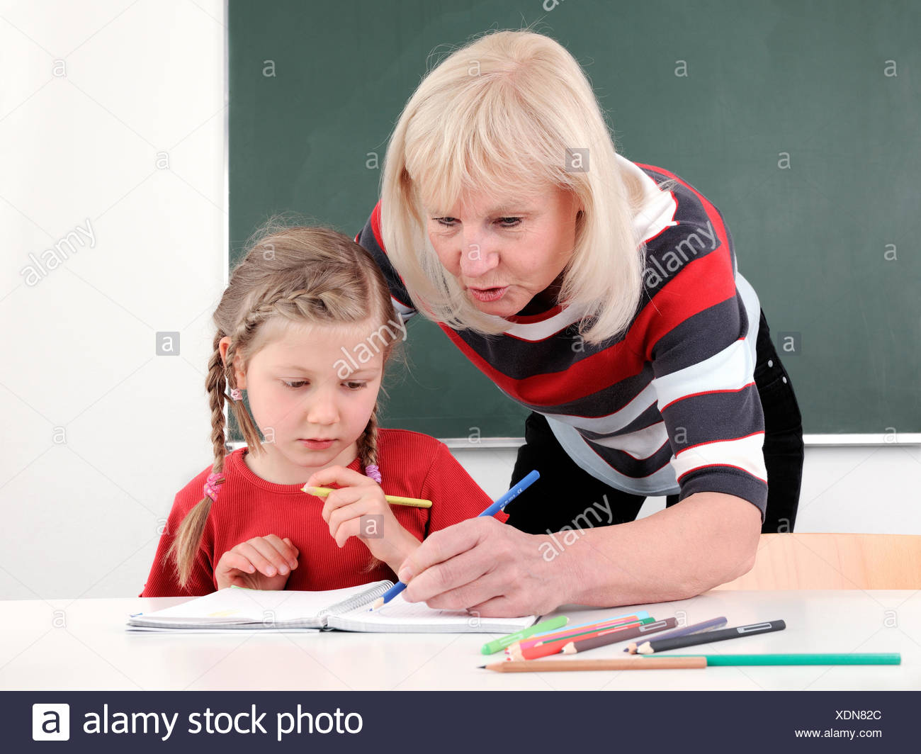 Klassenraum Lehrer High Resolution Stock Photography and Images - Alamy