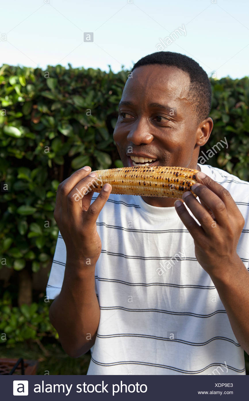 Man Eating Corn On The Cob High Resolution Stock Photography and Images ...
