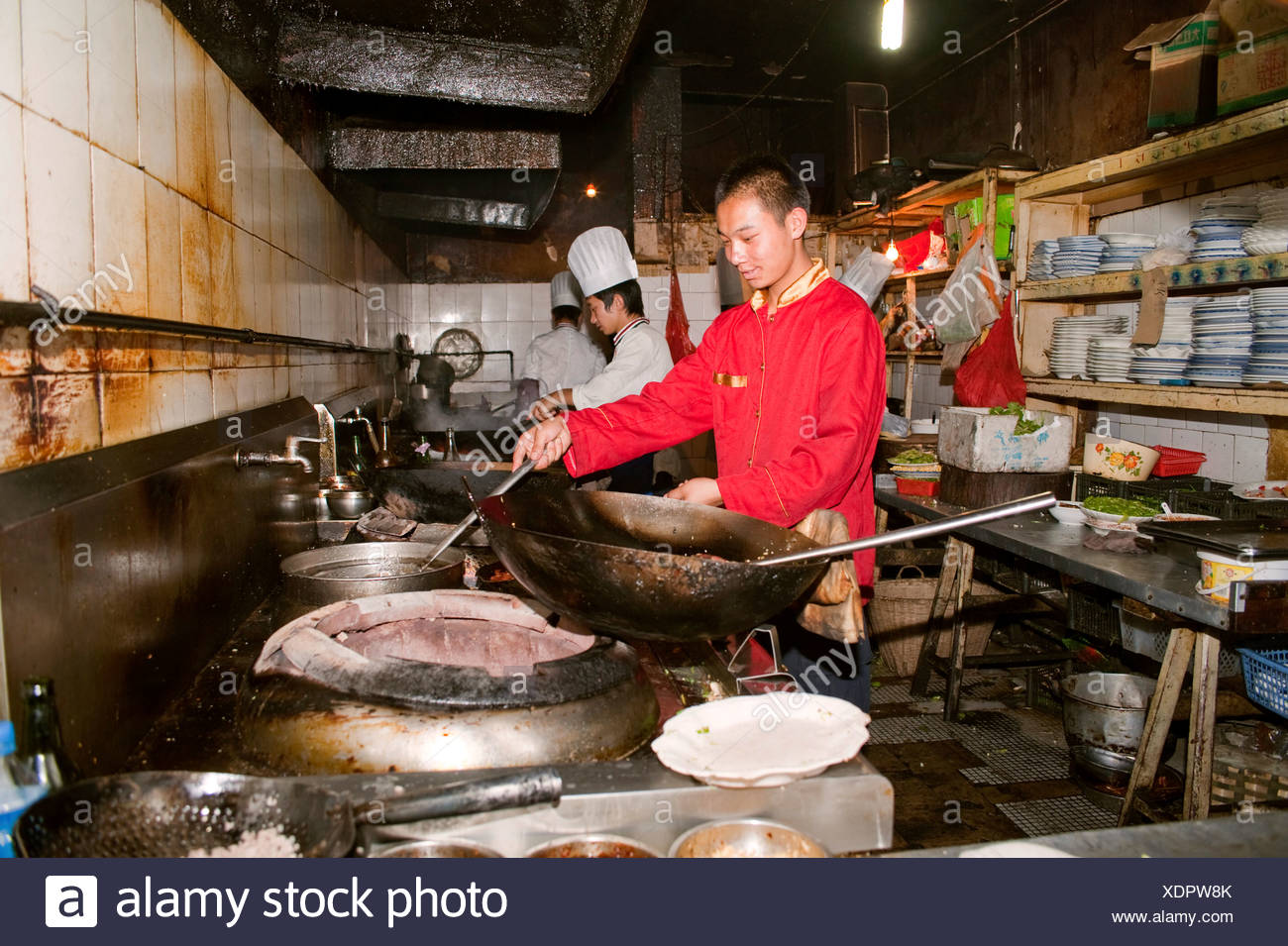 Chinese Restaurant Employees High Resolution Stock Photography and ...