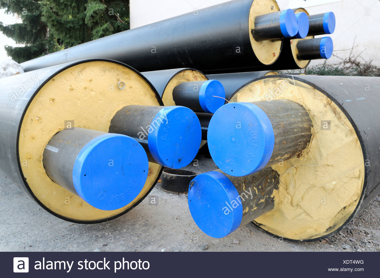Central Heating Pipes Stock Photos & Central Heating Pipes Stock Images ...