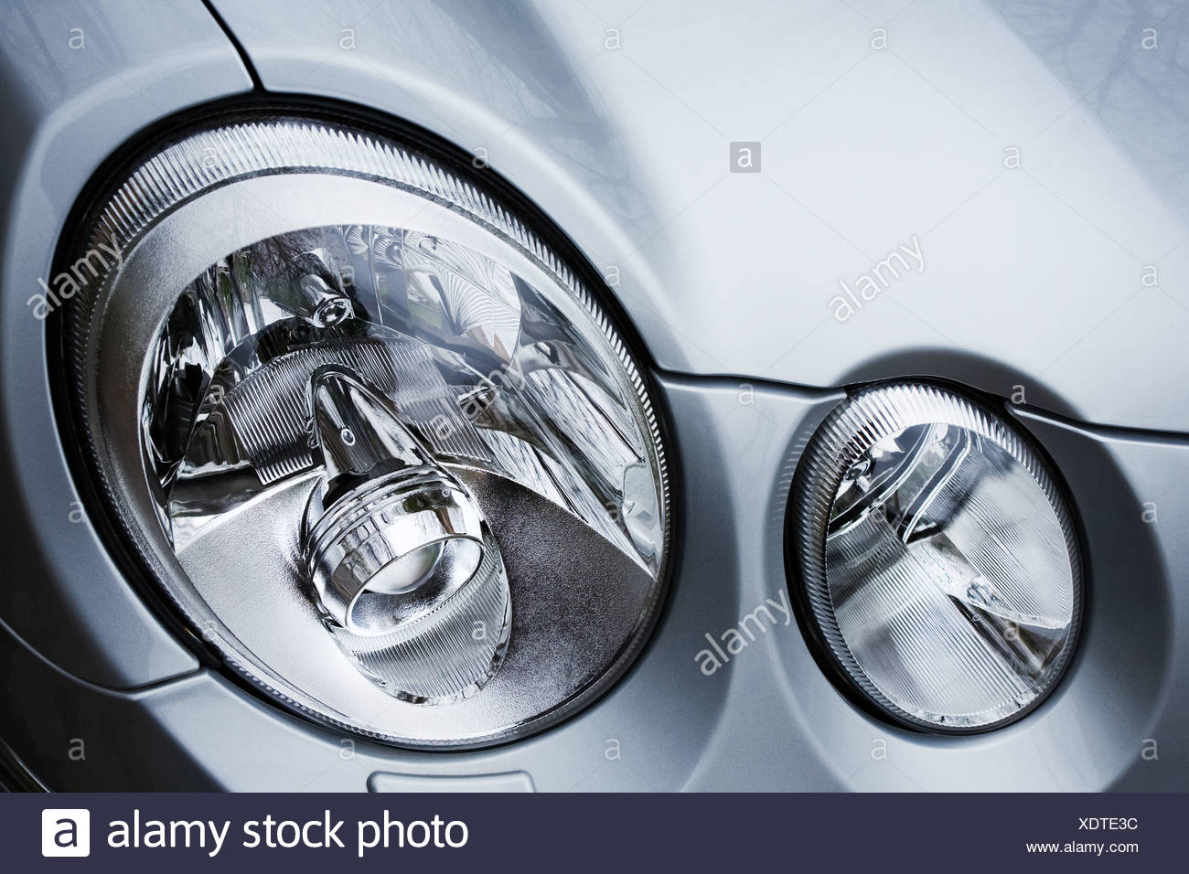Large Headlights Stock Photos & Large Headlights Stock Images - Alamy