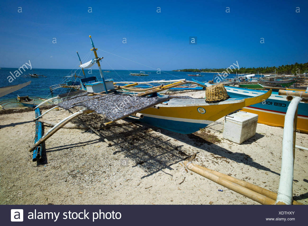 Philippine Outrigger Canoe High Resolution Stock Photography and Images ...