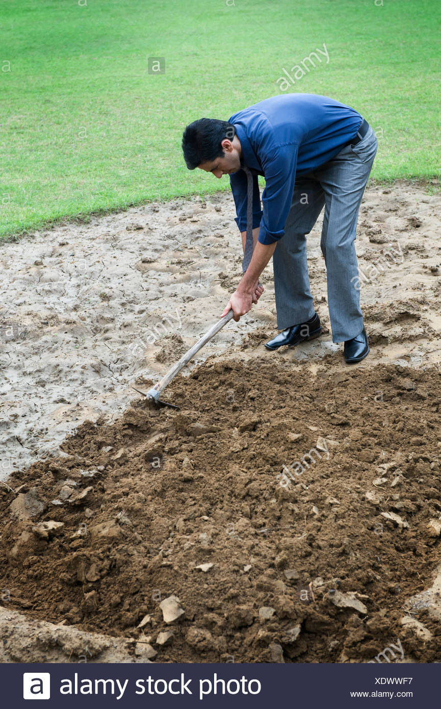 Indian Shovel High Resolution Stock Photography and Images - Alamy