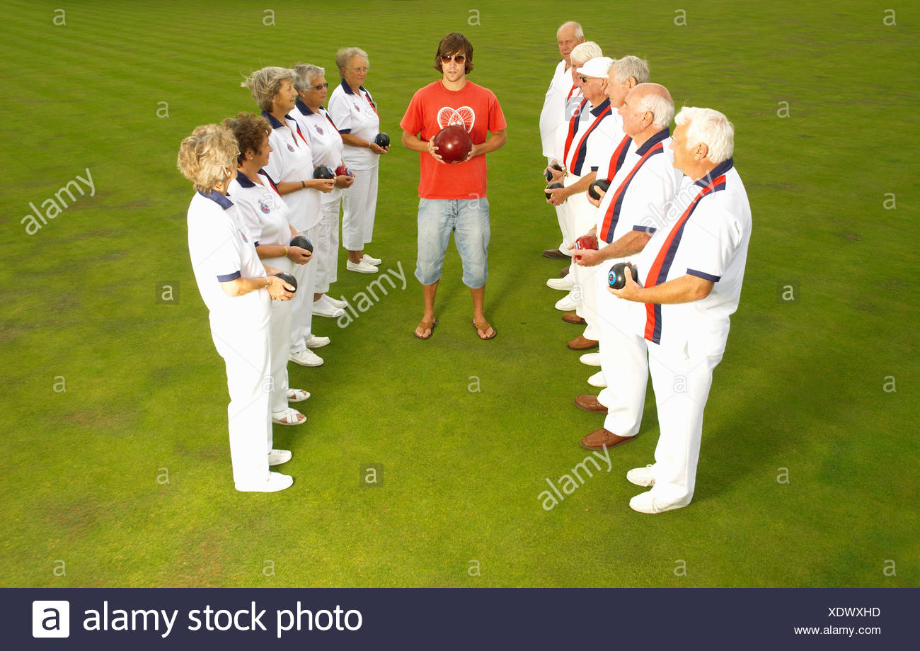 Full Length Bowling Bowler High Resolution Stock Photography and Images ...