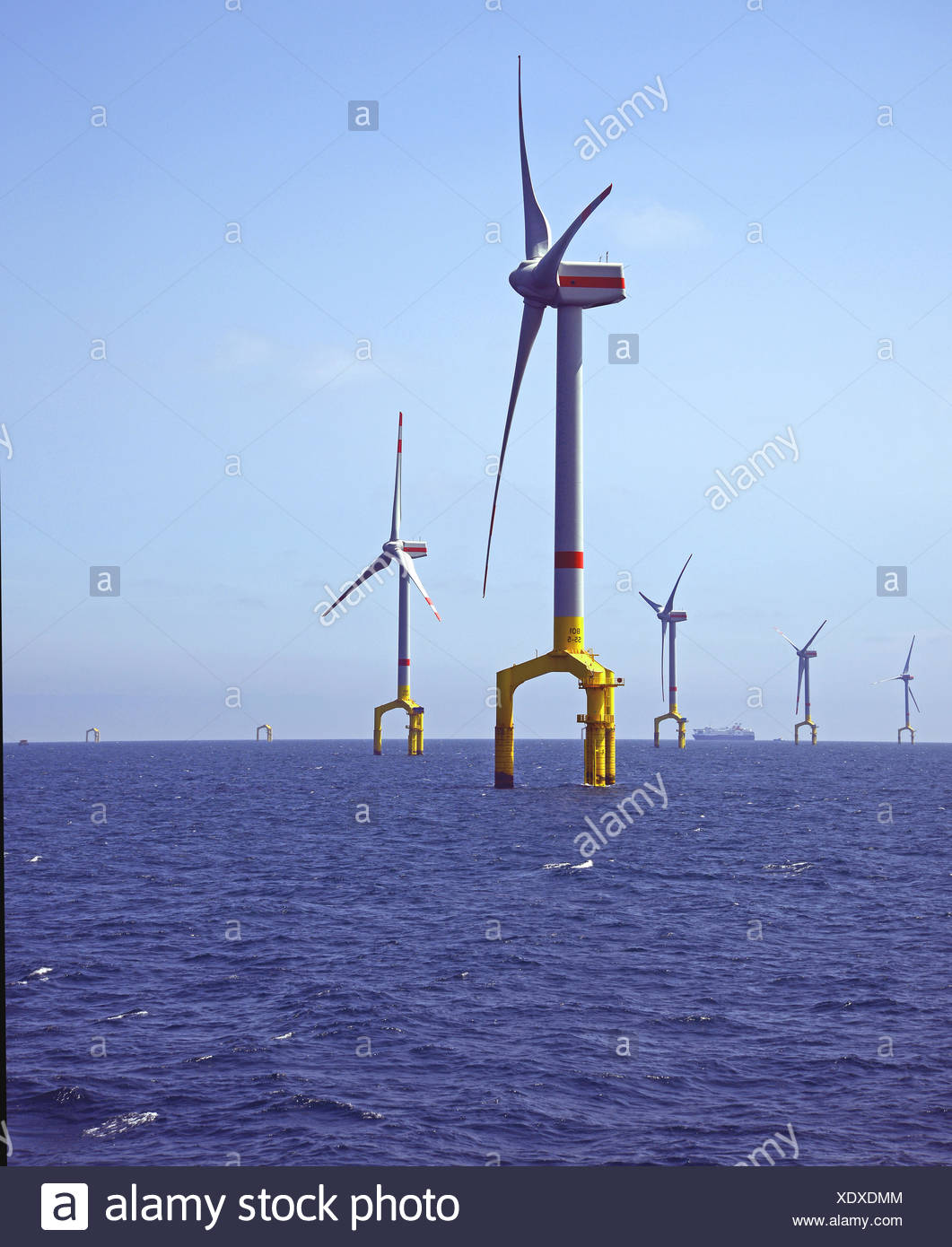 Offshore Foundation High Resolution Stock Photography and Images - Alamy