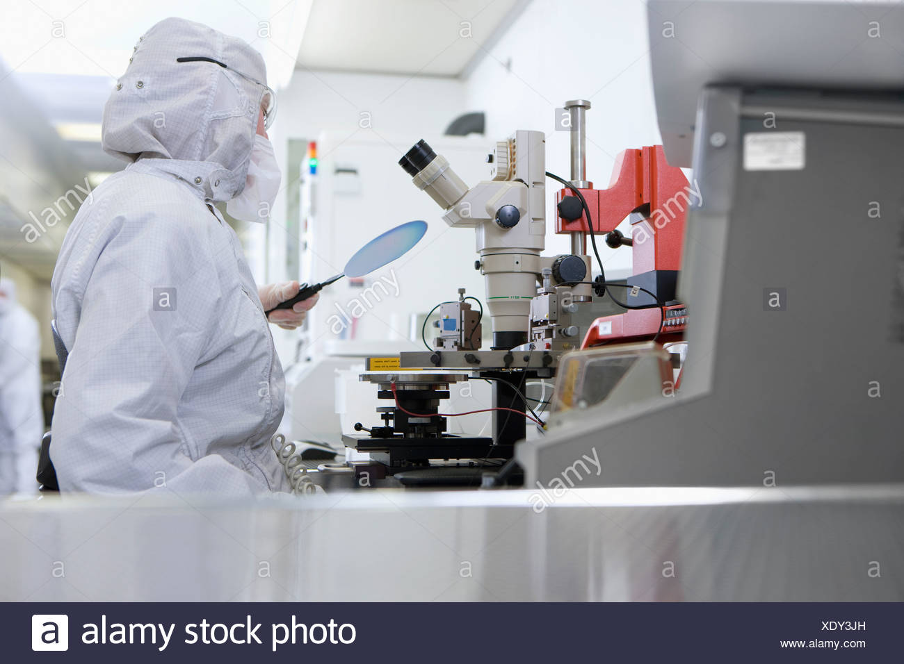 Clean Room Suit Stock Photos & Clean Room Suit Stock Images - Alamy