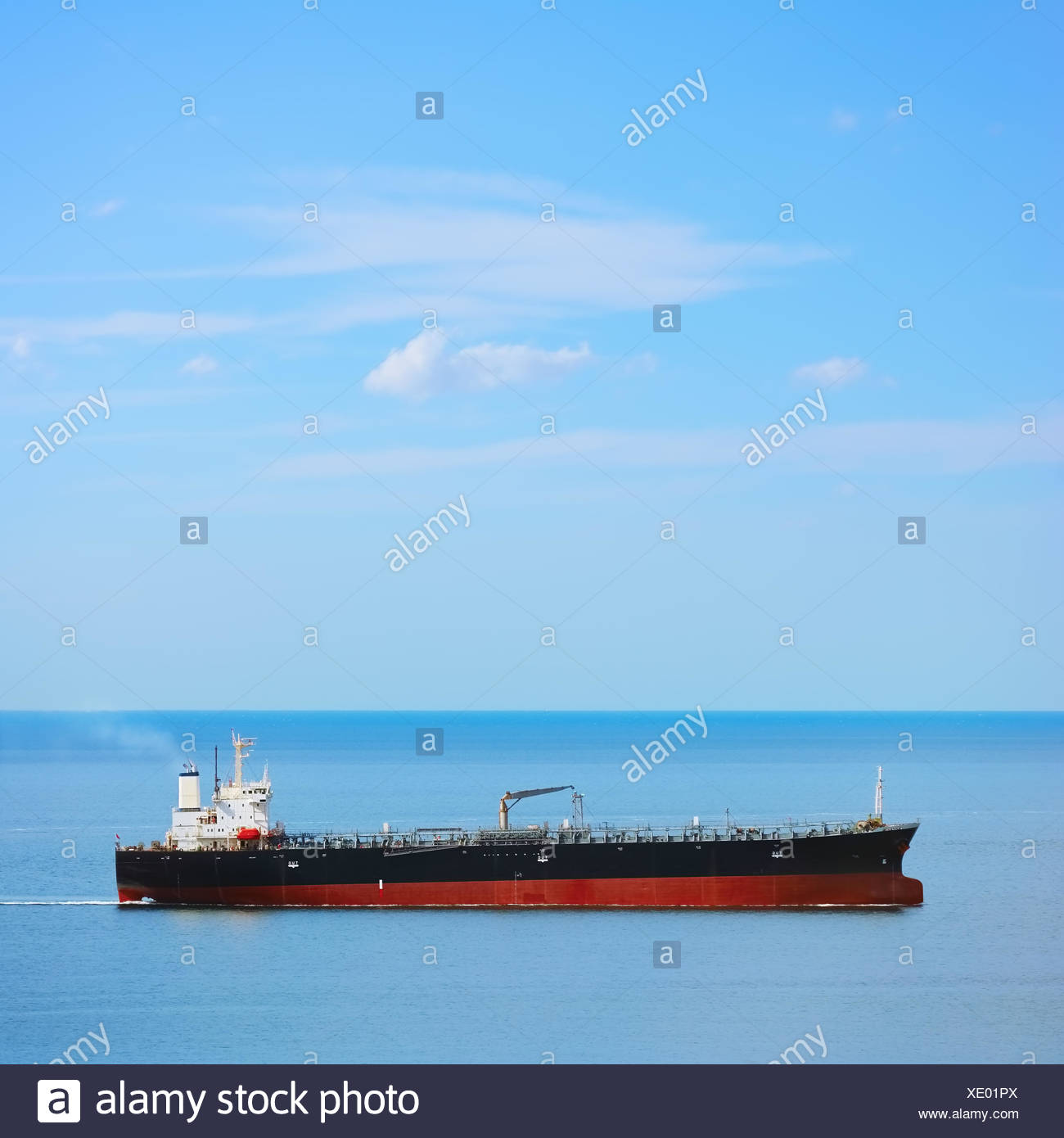 Ship Carrying Oil High Resolution Stock Photography and Images - Alamy