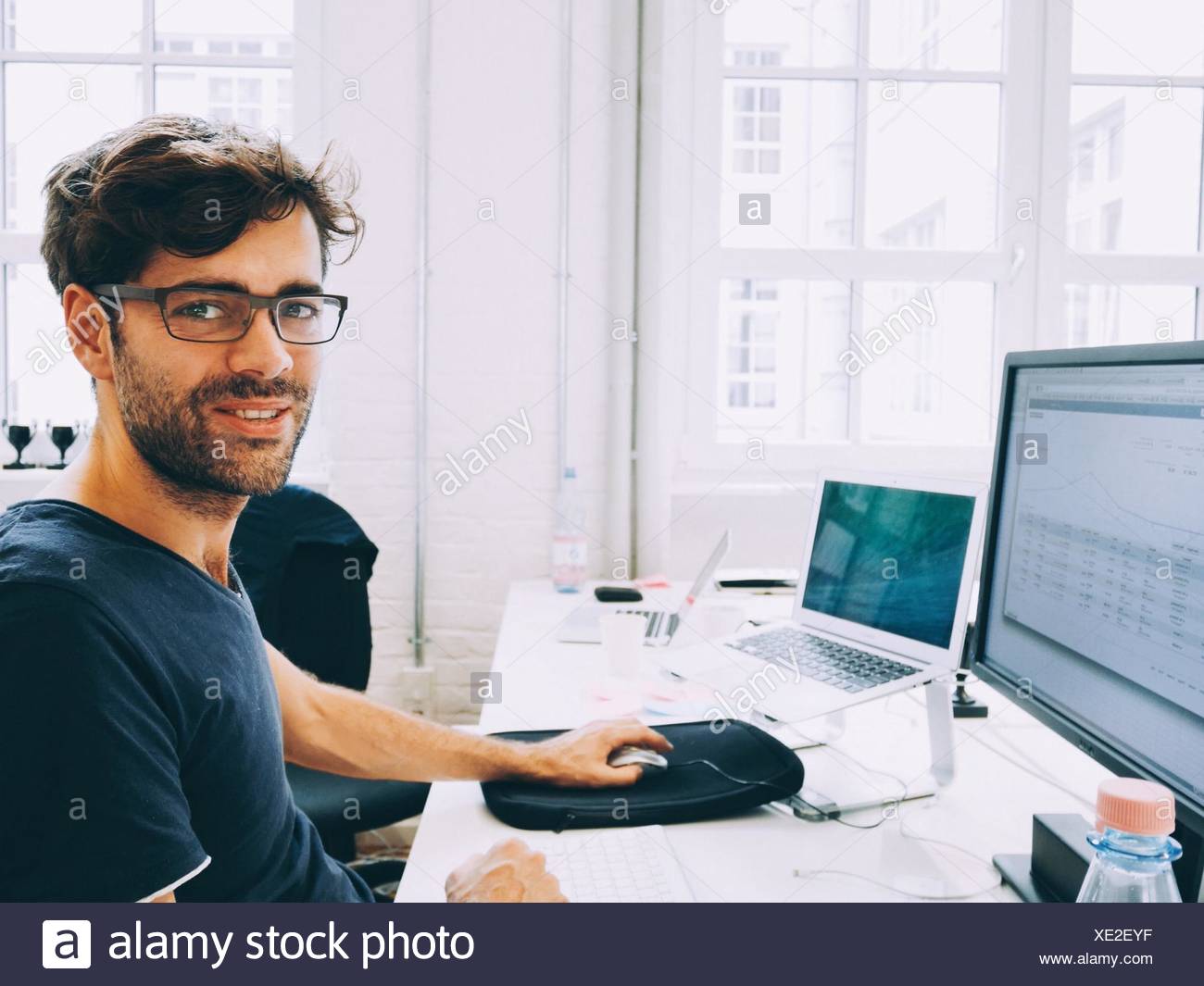 Working With Computer High Resolution Stock Photography and Images - Alamy