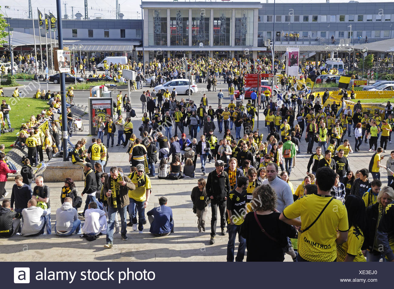 Dortmund Supporters High Resolution Stock Photography and Images - Alamy