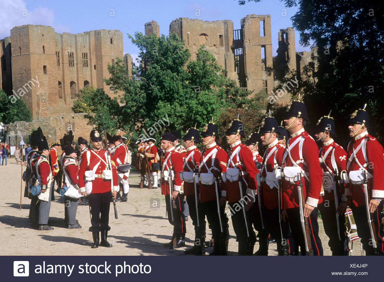 Redcoat English Soldiers Uniform Uniforms England Uk Stock Photos ...