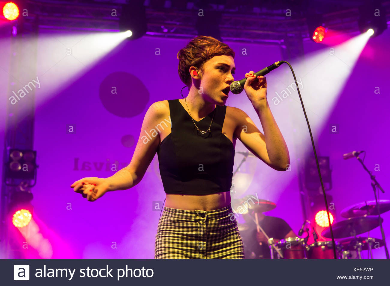 British Female Singer High Resolution Stock Photography and Images - Alamy