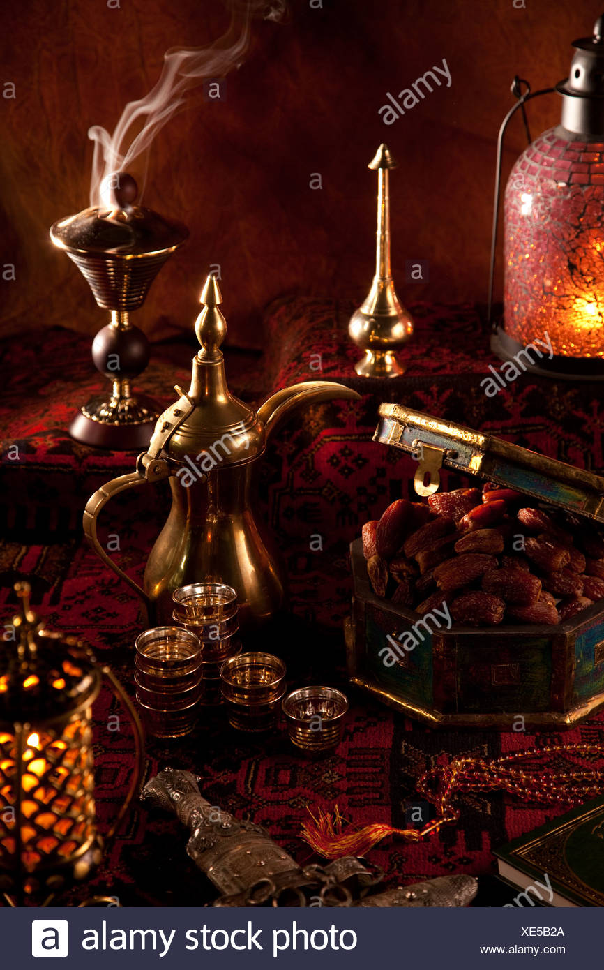 Ramadan Lanterns People High Resolution Stock Photography and Images ...