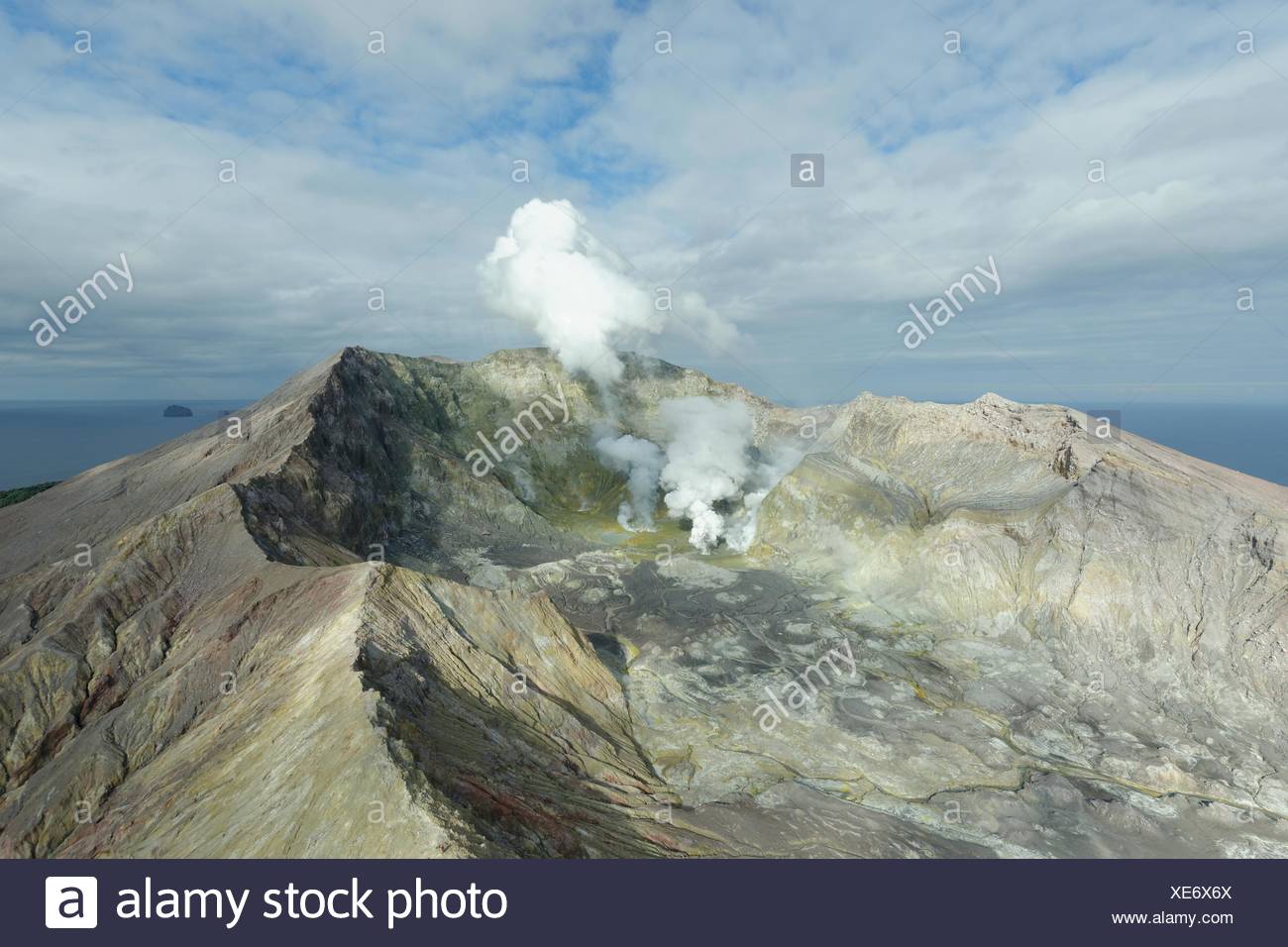 White Island New Zealand High Resolution Stock Photography and Images ...