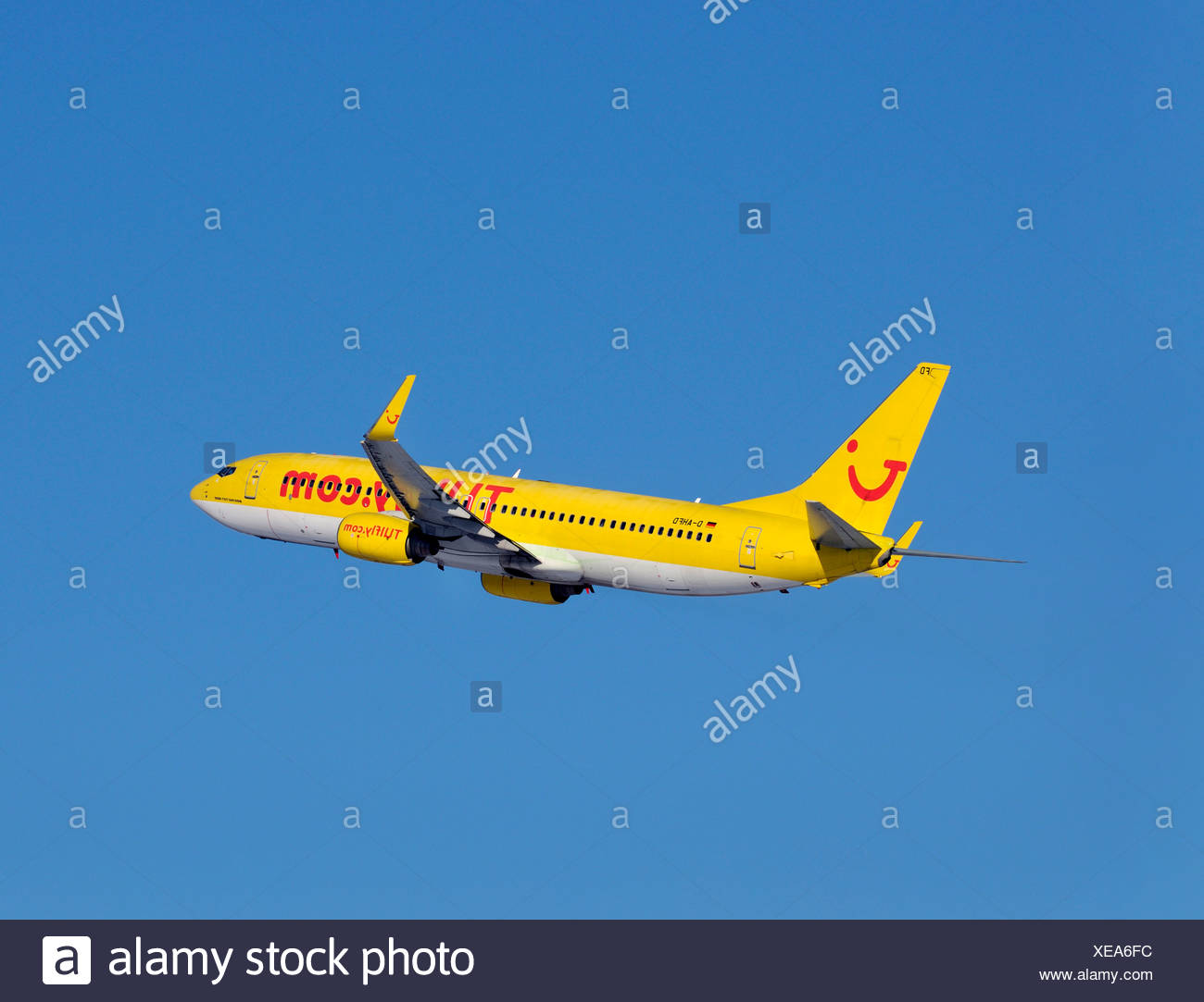 Side View 737 Stock Photos & Side View 737 Stock Images - Alamy