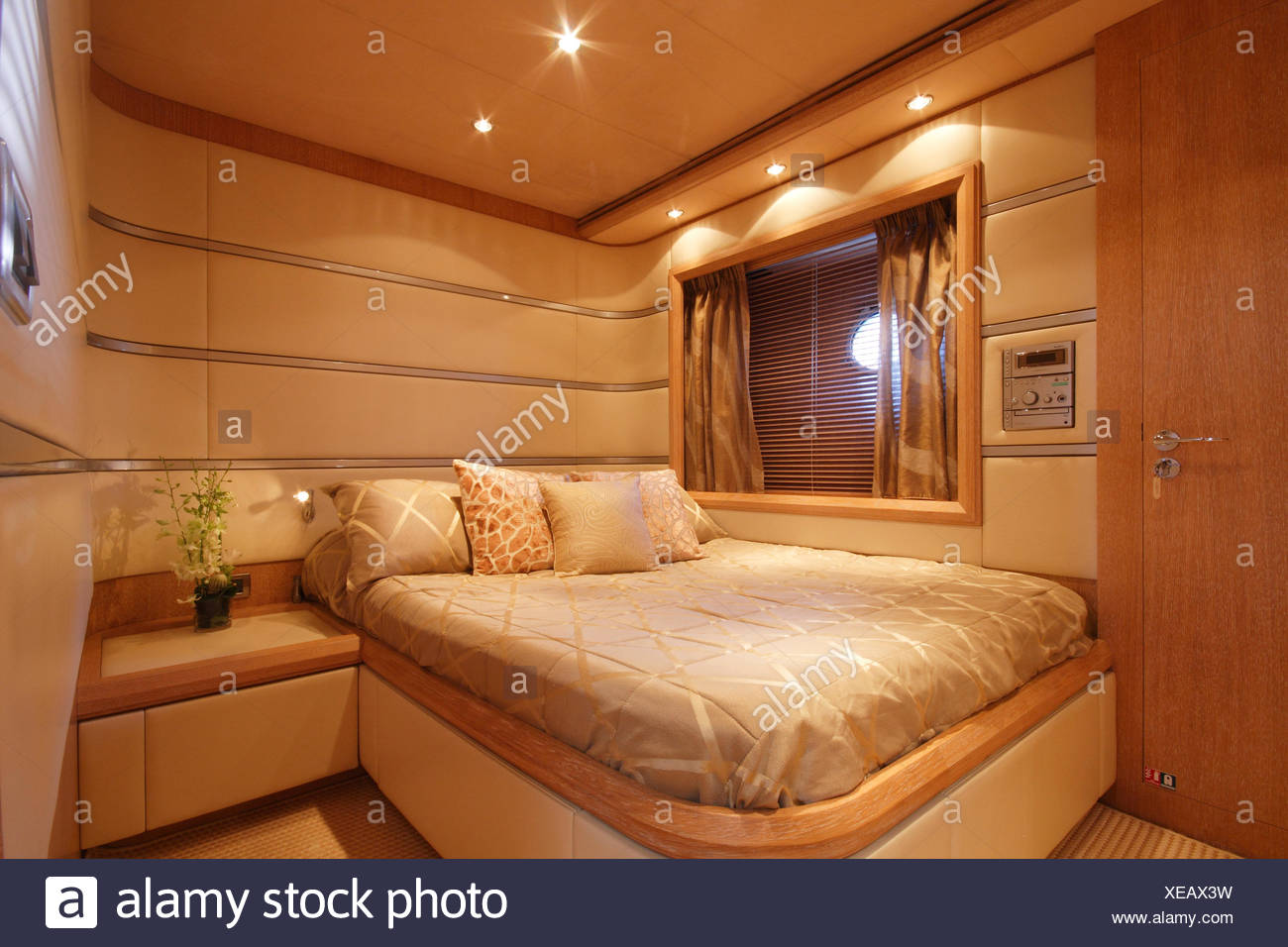 Luxury Cabin Cruiser High Resolution Stock Photography and Images - Alamy